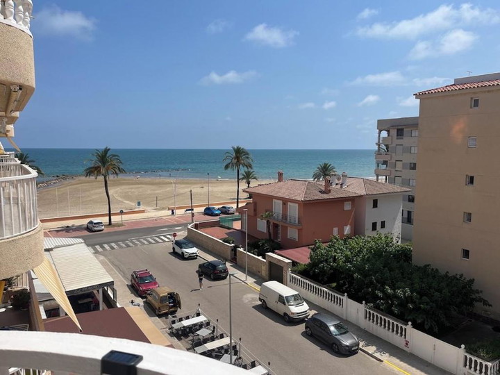 Front Beach Apartment - Torreblanca