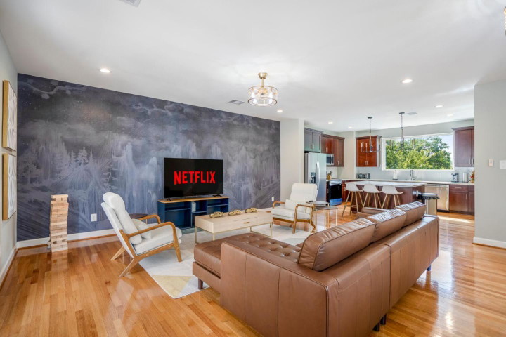 Spacious 3 Bed House Near Md Anderson With Free Parking & Wi-fi - Houston