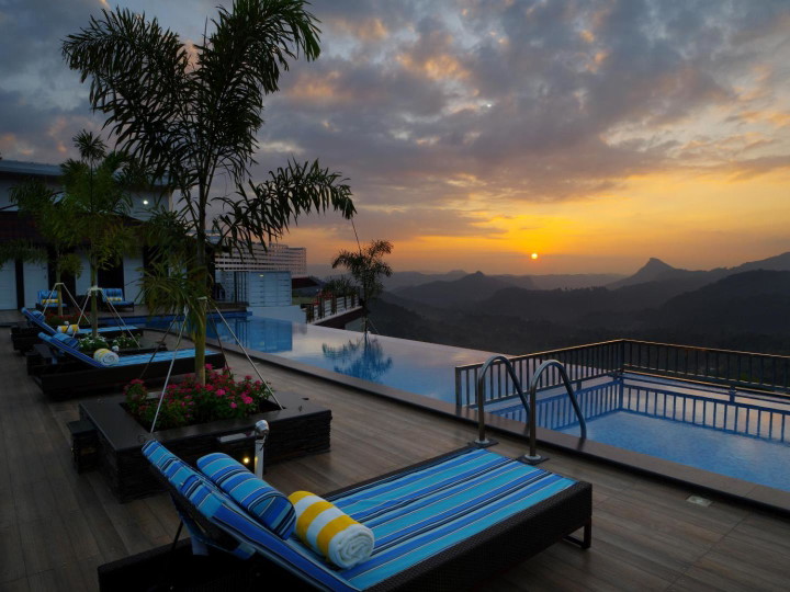 The Panoramic Getaway - Munnar
