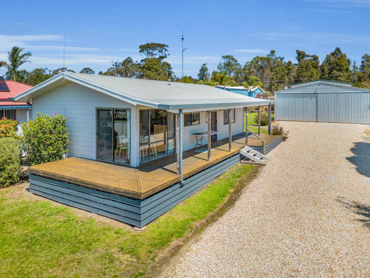 5 Lees Road, Mallacoota - Mallacoota