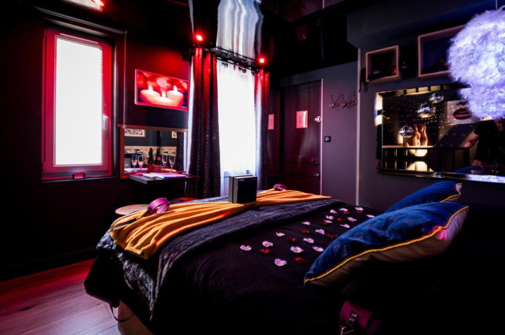 Loveroom Sauna, Balnéo, Parking Privé Dans Le Centre De Honfleur - Honfleur