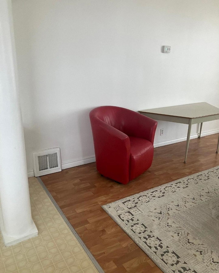 One Stop Stay -Room 2 - St. Albert