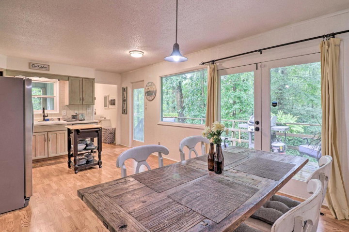 Peaceful Pisgah Forest Cottage W/ Fire Pit! - Sierra Nevada