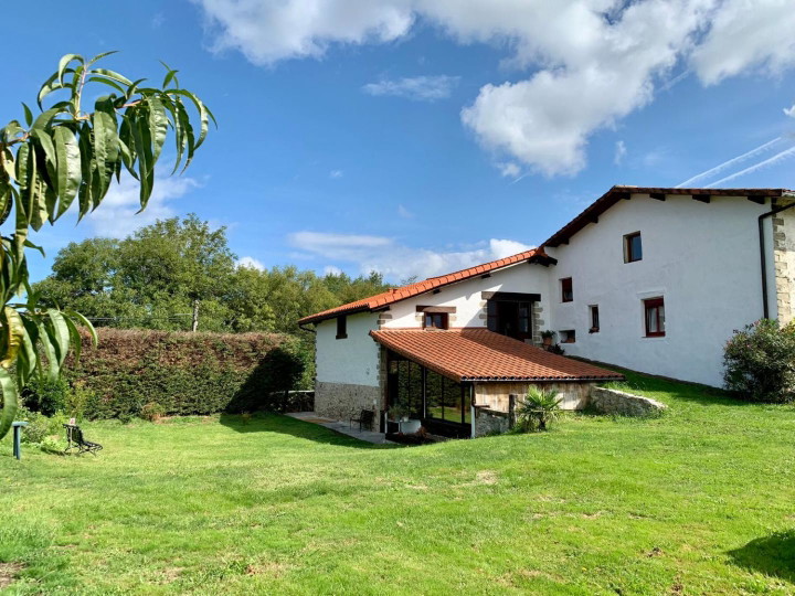 Bidegurutzeta Landetxea - Pays basque