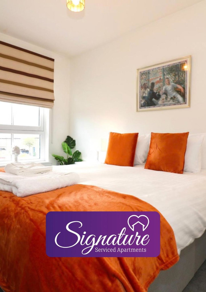 Signature - Oatlands House - Glasgow