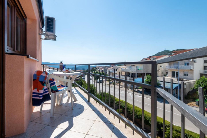 Apartments Mira - Neum
