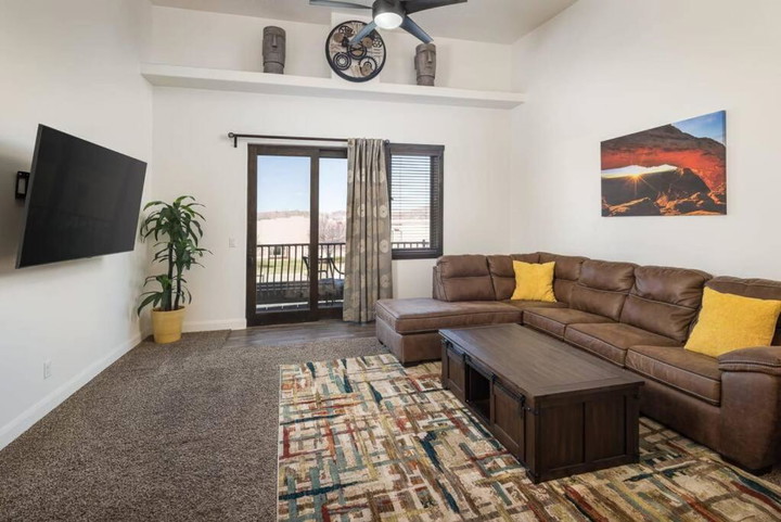 Luxury Downtown Moab Rental - La Dolce Vita Villa #1 - Moab, UT