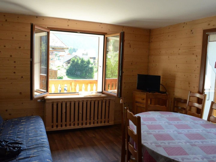 Chalet Confortable 4 Pièces, Proche Centre Et Remontées, 8 Personnes, Parking, Animaux Admis - Châtel