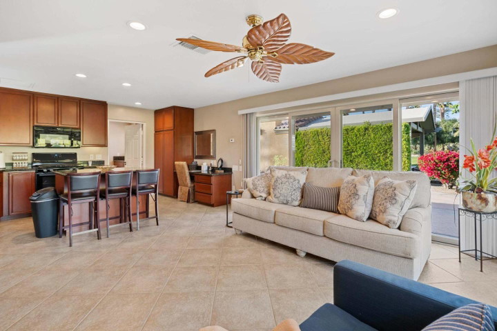 Casita 86124 - 1 Bdr Sleeps 4 - Coachella, CA