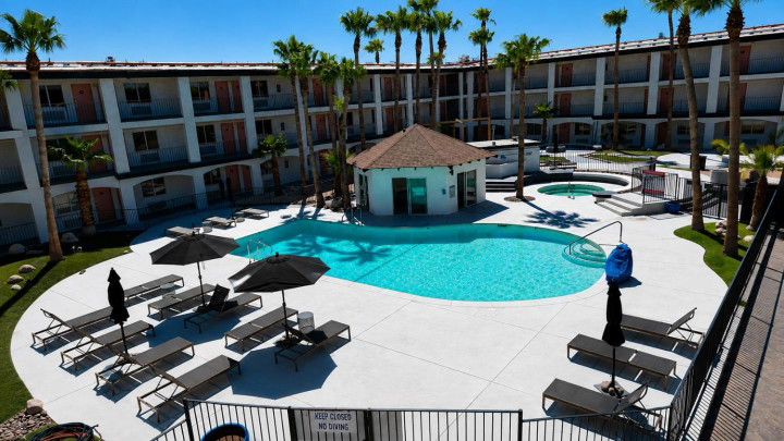 Aqua Soleil Hotel And Mineral Water Spa - Desert Hot Springs, CA