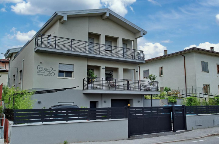 Via Goito 25 Rooms & Apartment - Valeggio sul Mincio