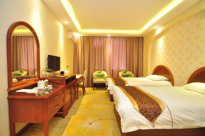 Bai Nian Sheng Shi Hotel - Kunming