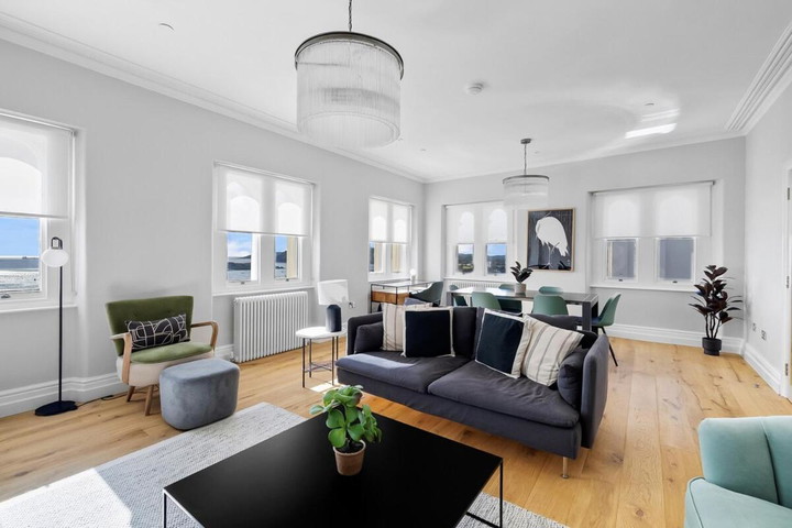3 Bed Sancroft By Pureserviced - Plymouth