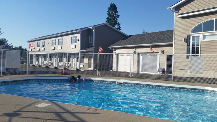 Fox Motor Inn - Napanee