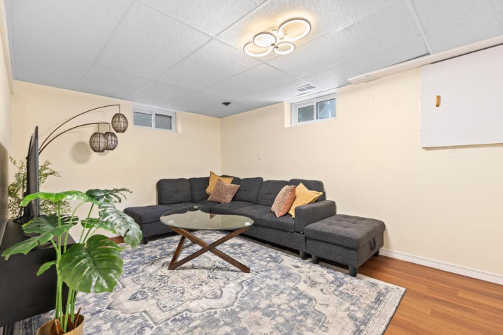 Serene Modern 2br Retreat In Fairmont Near Airport & Downtown - London