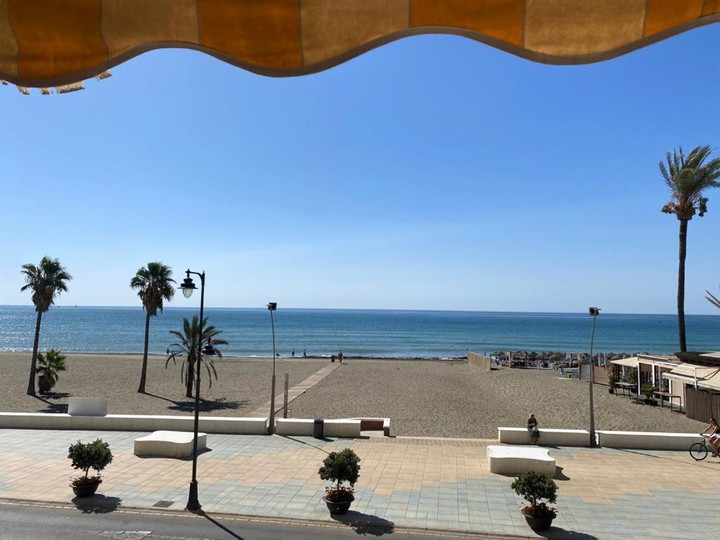 Beautiful Flat With Sea View In The City Center - Estepona