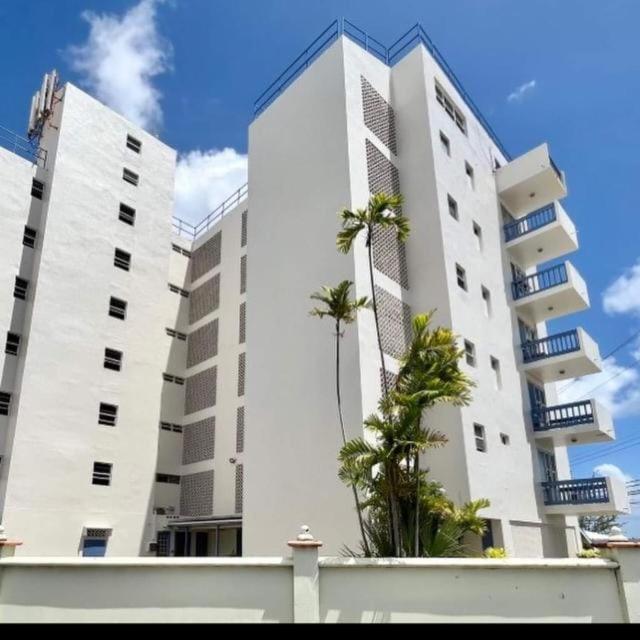 1b Hastings Towers - Barbados