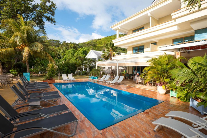 Crown Beach Hotel Seychelles - Mahé