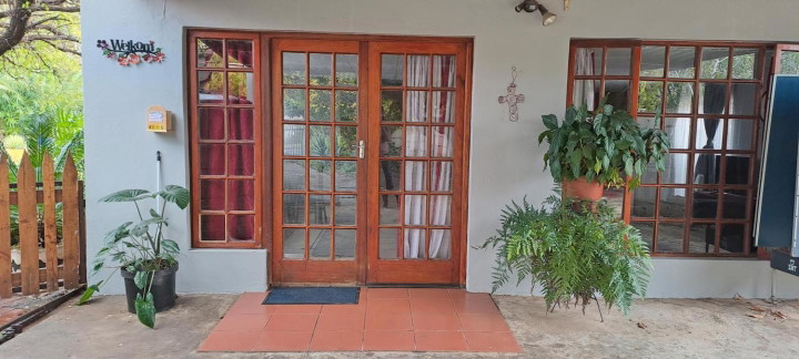 Our Place - Family - 5 Bed Unit - Bloemfontein