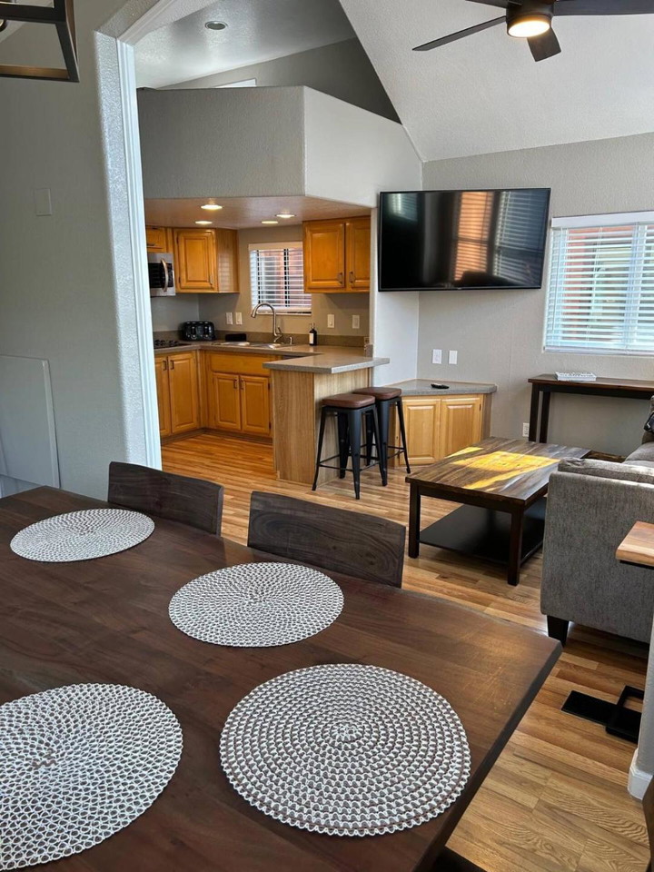 Private Cabin 21 With Jacuzzi Pet Friendly - Brookings, OR