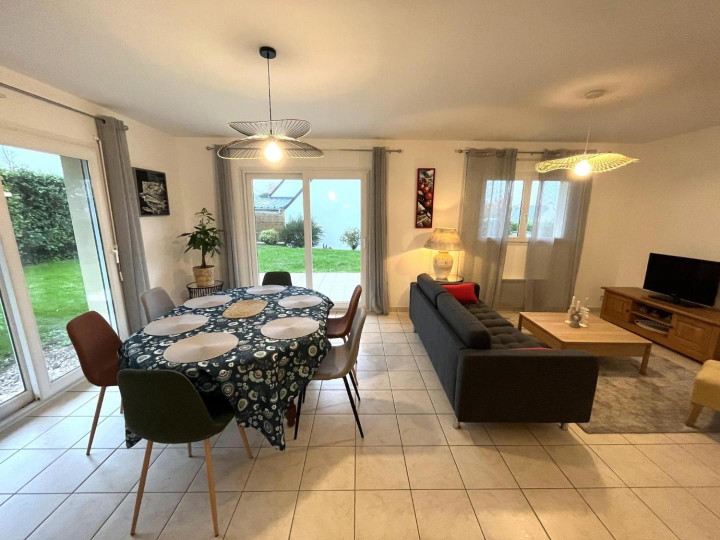 Apartment In Carantec Near Sandy Beaches - Carantec
