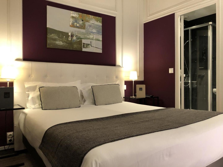 Hotel Dauphin - Neuilly-sur-Seine