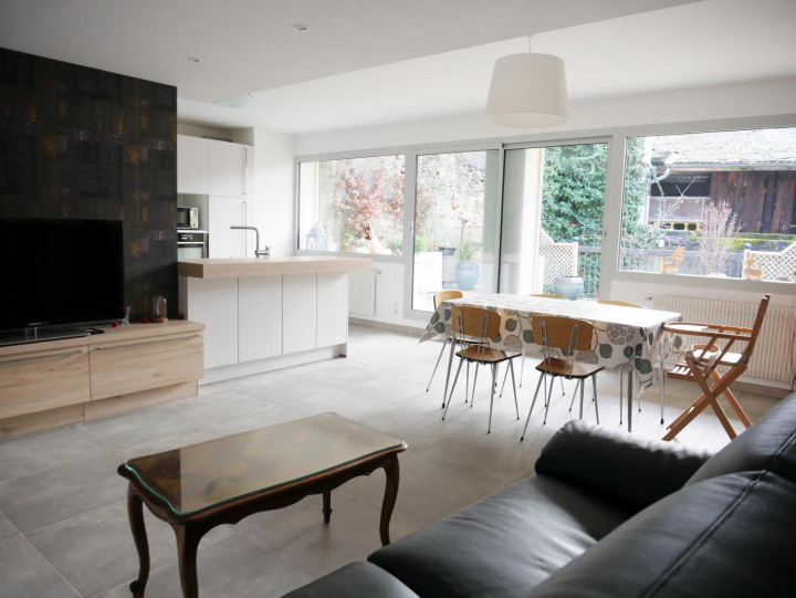 Superbe Appartement En Centre Ville Avec Terrasse - Haute-Savoie