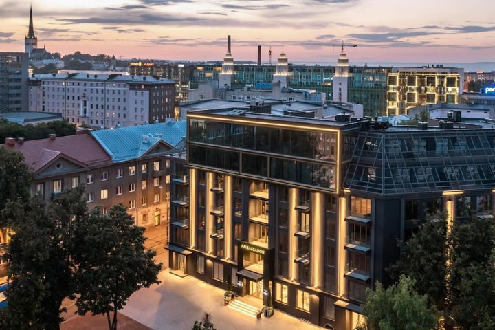 Modern Apartment In The Heart Of Tallinn - タリン