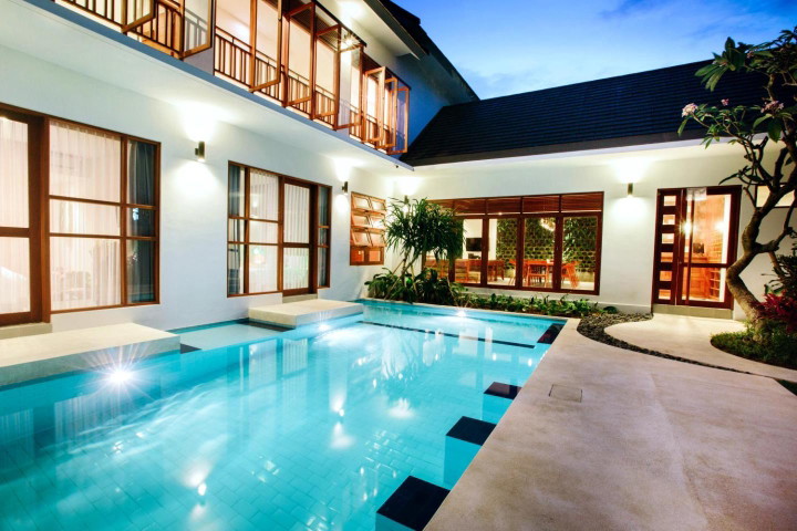 Pudak Sari Unizou Hostel - Kuta