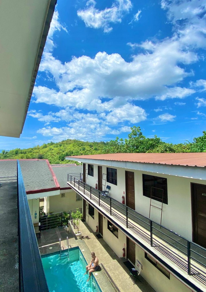 Vela Terraces Hotel - Coron
