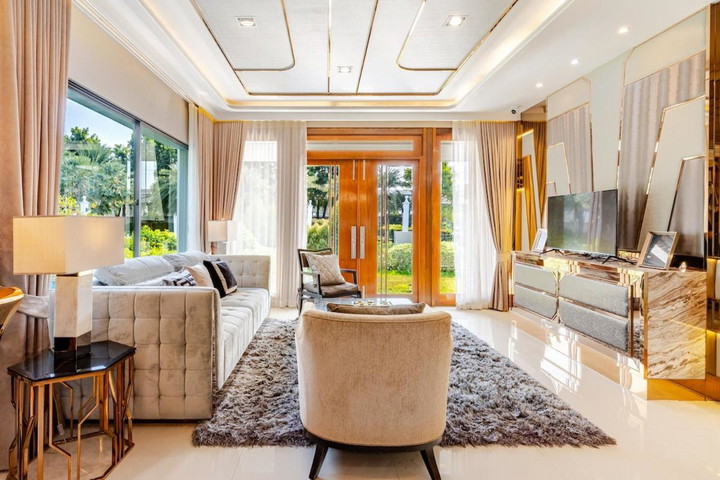 Luxury Pool Villa Near Airport Cinema Room Number 29 - 