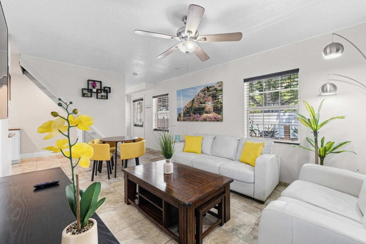 Cozy 2br - Beach & Trail - Bikes, Fire Pit - Treasure Island, FL