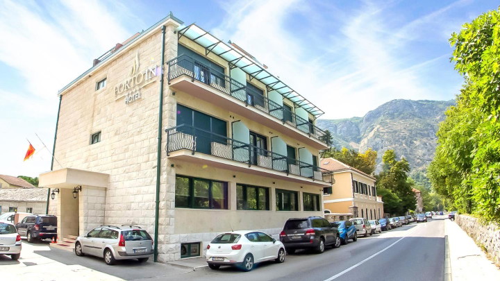 Hotel Porto In - Kotor