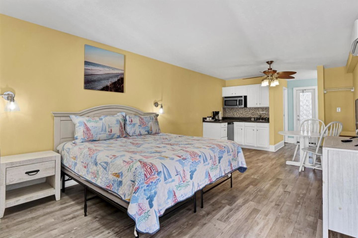 Surf City Stay Motel Unit - Walk To Beach - North Carolina