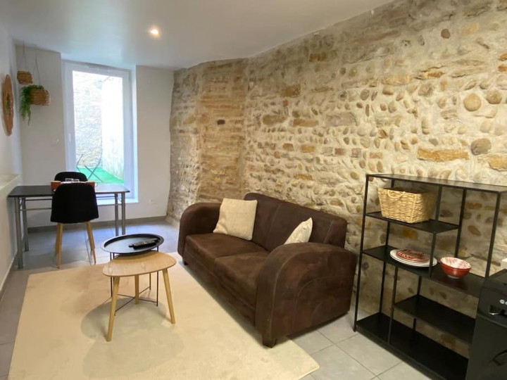 Vaste Appartement Rénové - Centre Ville - Bourg-en-Bresse