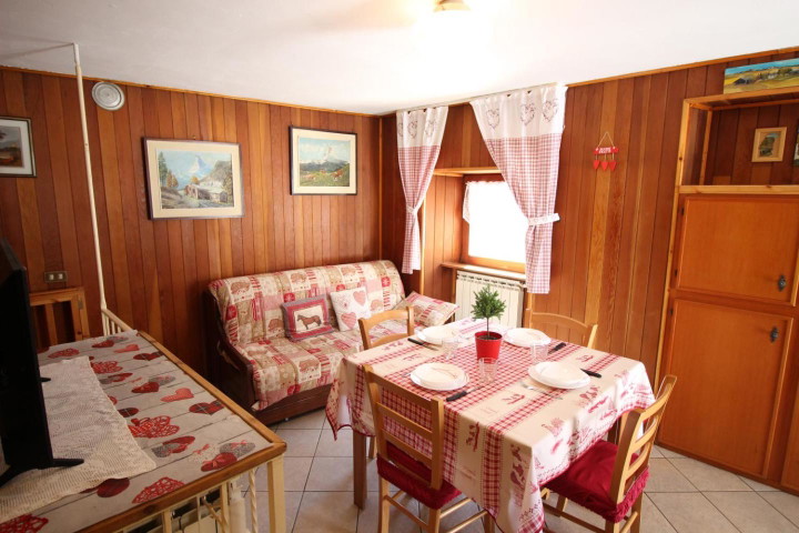 Lo Stambecco Holiday Apartment - Affitti Brevi Italia - Gressoney-Saint-Jean