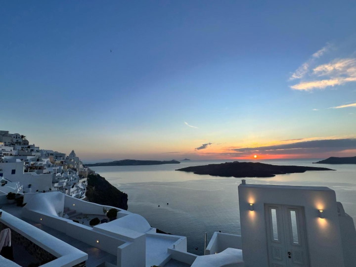 Akron Cliff Suite - Santorini