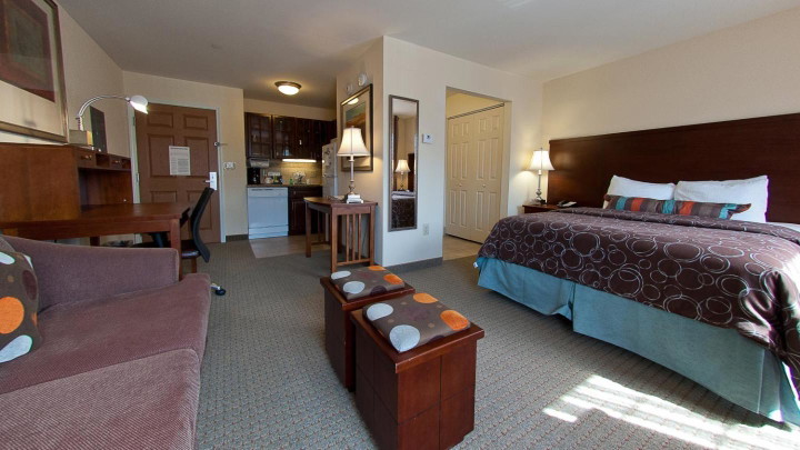 Staybridge Suites East Stroudsburg - Poconos By Ihg - Stroudsburg, PA