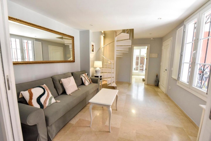 New! Exclusive Duplex Design | Parking & Pool - Seville