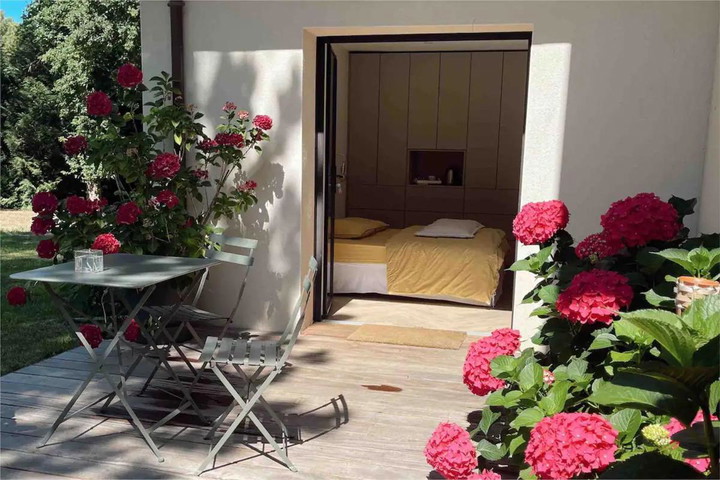Les Hortensias Chambre Indépendante Avec Sdb Et Toilettes Privées Dans Une Maison En Forêt Proche Du Golf Et De La Plage Entree Indépendante Avec Acces Privé - Cucq