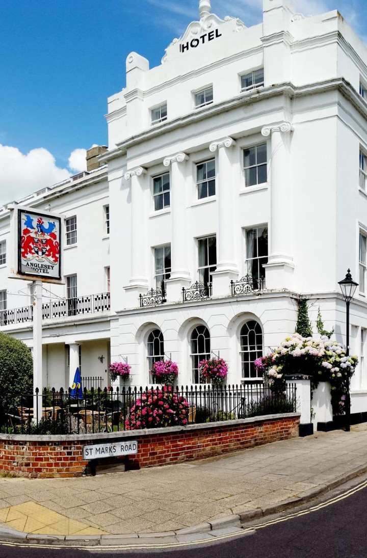 Anglesey Hotel - Gosport