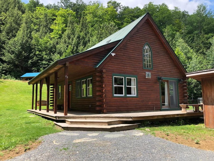 Charming Vermont Log Cabin - Vermont