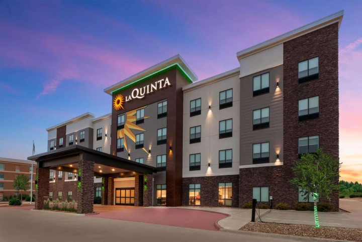 La Quinta Inn & Suites By Wyndham Coralville Iowa City - Iowa City, IA