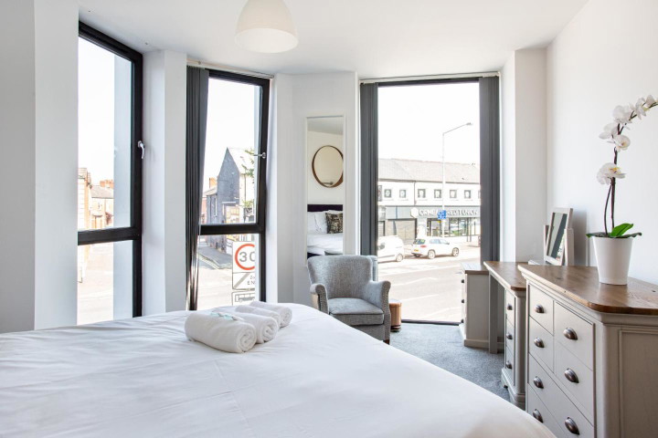 Luxury 2br Apartments By Luxus Fully Equipped Kitchen, Ormeau Park - Belfast