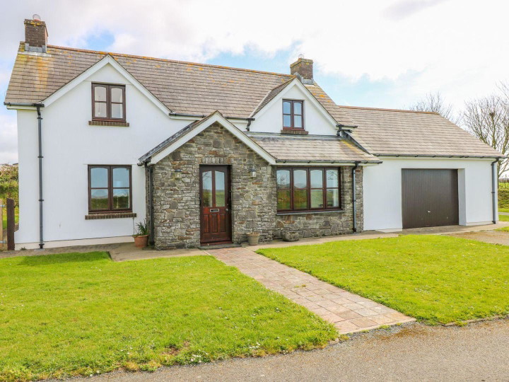 Park Hall Cottage - Trefin