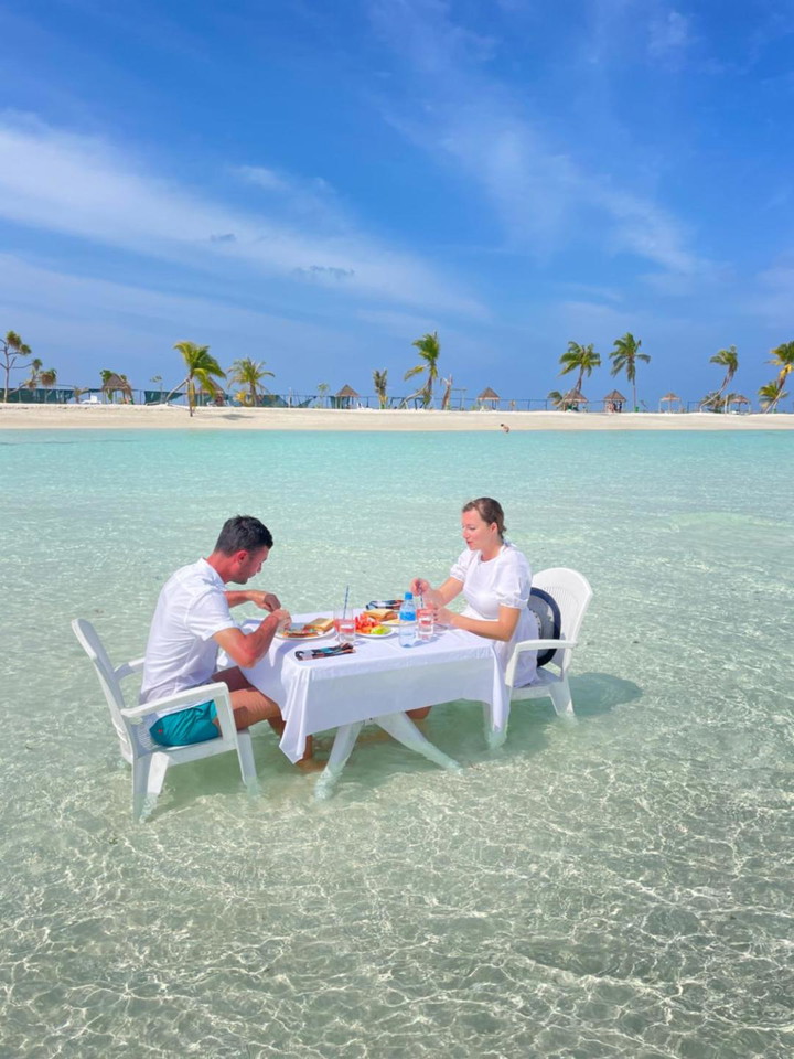 Ithaa Beach - Maldives