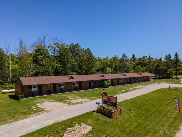 The Inn At Shady Pines - Michigan