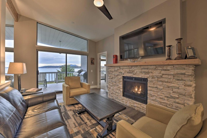 Bayfront Home - Take Ferry To The San Juan Islands - Anacortes, WA
