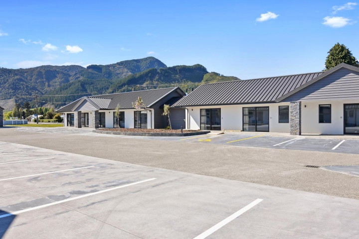 Grand Suites Murchison - West Coast