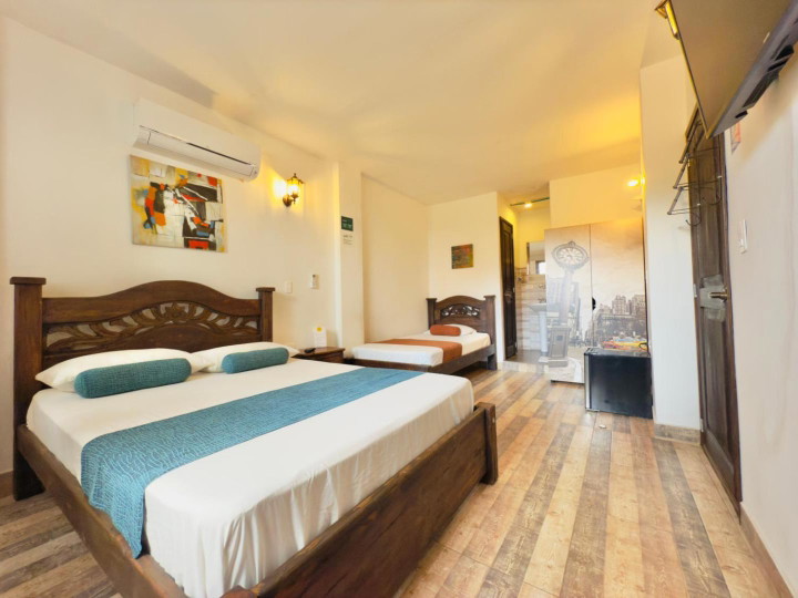 Hotel Altana - Versalles